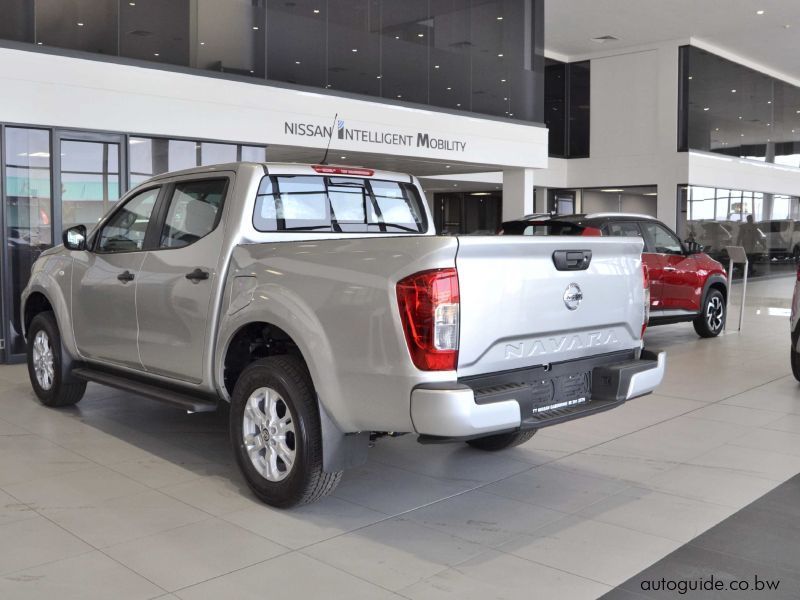 2023 Nissan Navara SE Plus - 4x2 - M/T for sale | Brand New | Manual ...