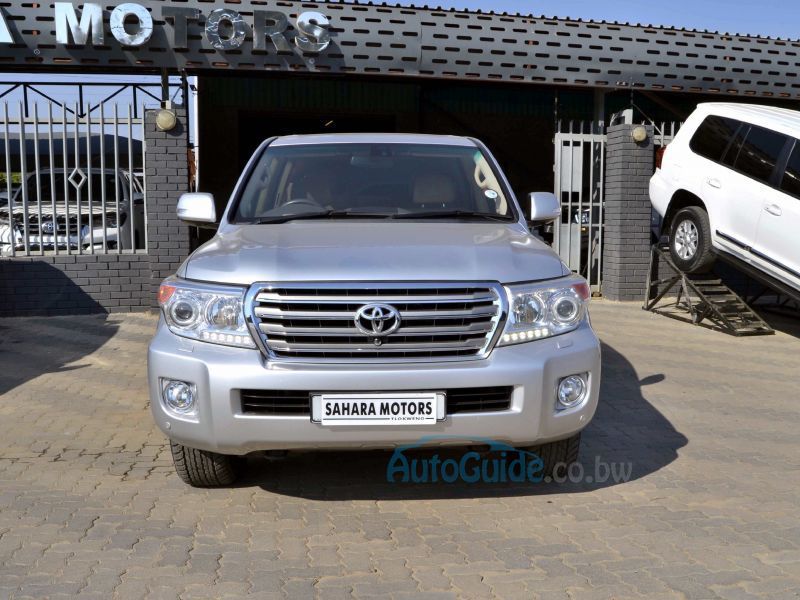 2014 Toyota Land Cruiser VX V8 for sale | 193 092 Km | Automatic ...