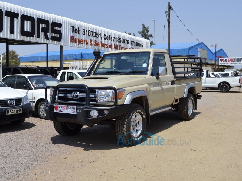 2019 Toyota Land Cruiser 4.5 LX V8 for sale | 105 800 Km | Manual ...