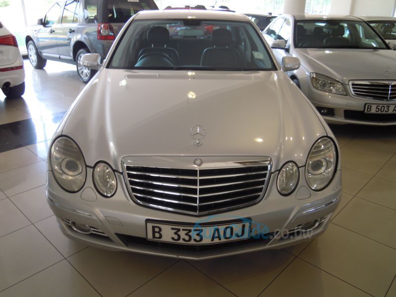 2007 Mercedes-Benz E500 for sale | 100 000 Km | Automatic transmission ...