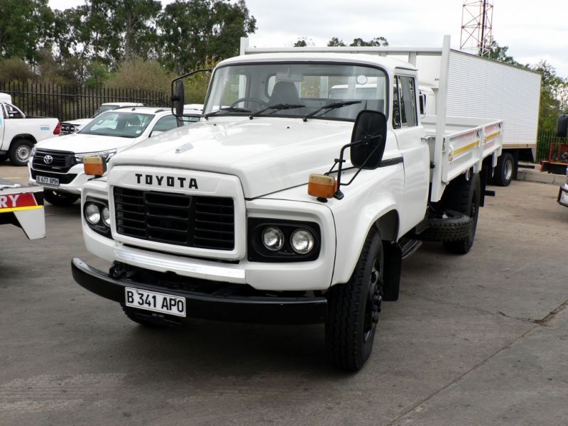 2000 Toyota DA for sale | 105 297 Km - Motor Centre Toyota