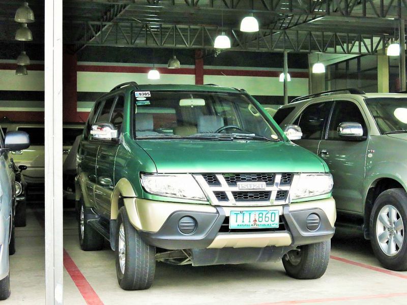 2011 Isuzu Crosswind for sale | 59 000 Km | Automatic transmission ...