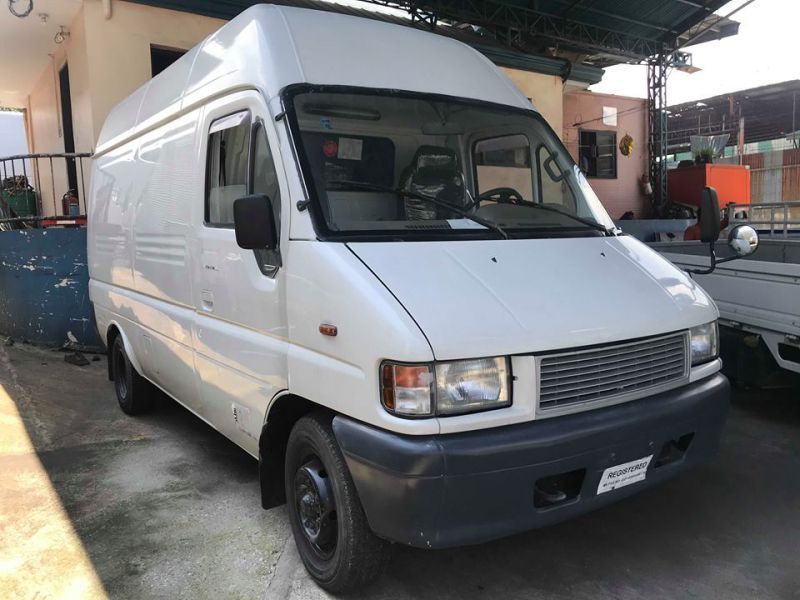 2004 Isuzu 10ft ALuminum Van for sale | Brand New | Automatic ...