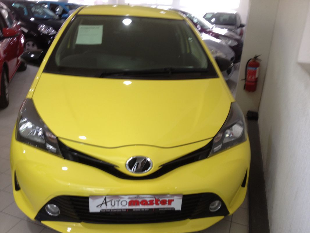 2015 Toyota VITZ - YELLOW - 1330CC for sale | 24 000 Km | Automatic ...