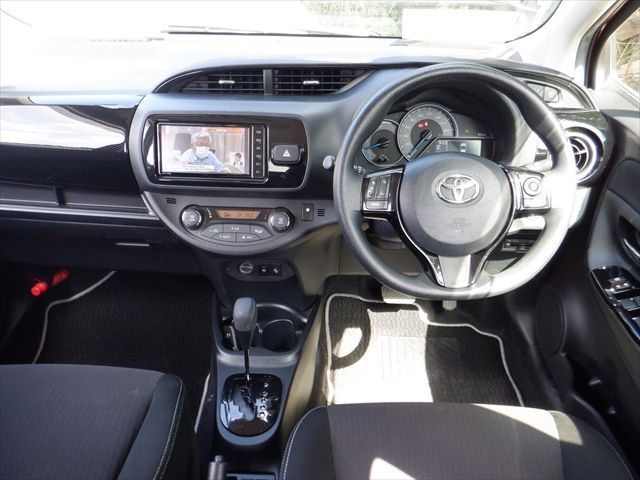 2019 Toyota Vitz for sale | 63 000 Km | Automatic transmission ...