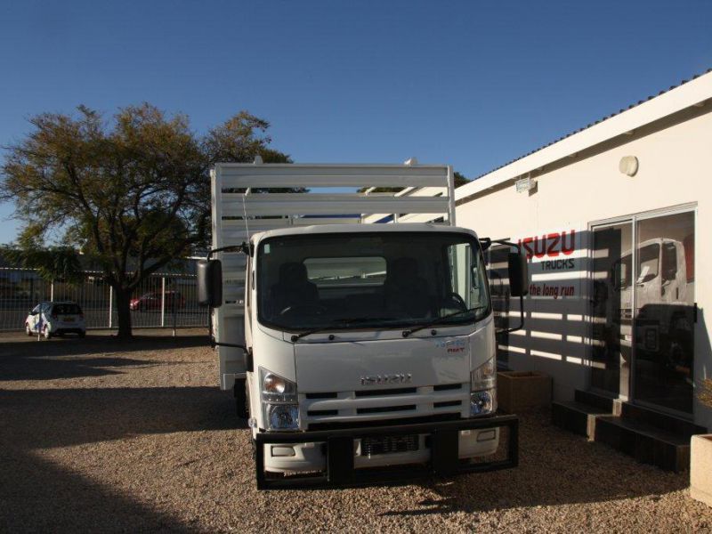 2016 Isuzu NPR400 AMT Cattle Rail for sale | 2 000 Km - Auas Motors Trucks