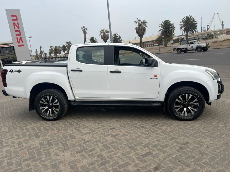 2022 Isuzu X-Rider D-Max 250 4x4 D/C for sale | 65 000 Km | Manual ...