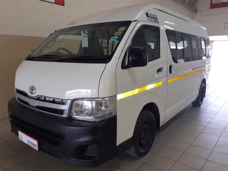2012 Toyota Quantum Taxi (skd) Quantum 2.5 D-4D 16S Taxi 12 (QBH) for ...