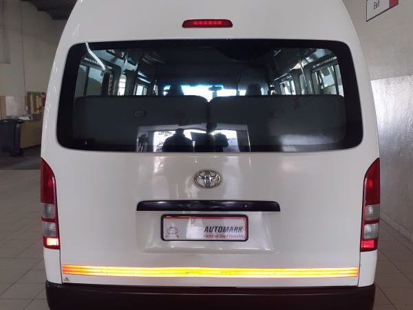 2012 Toyota Quantum Taxi (skd) Quantum 2.5 D-4D 16S Taxi 12 (QBH) for ...