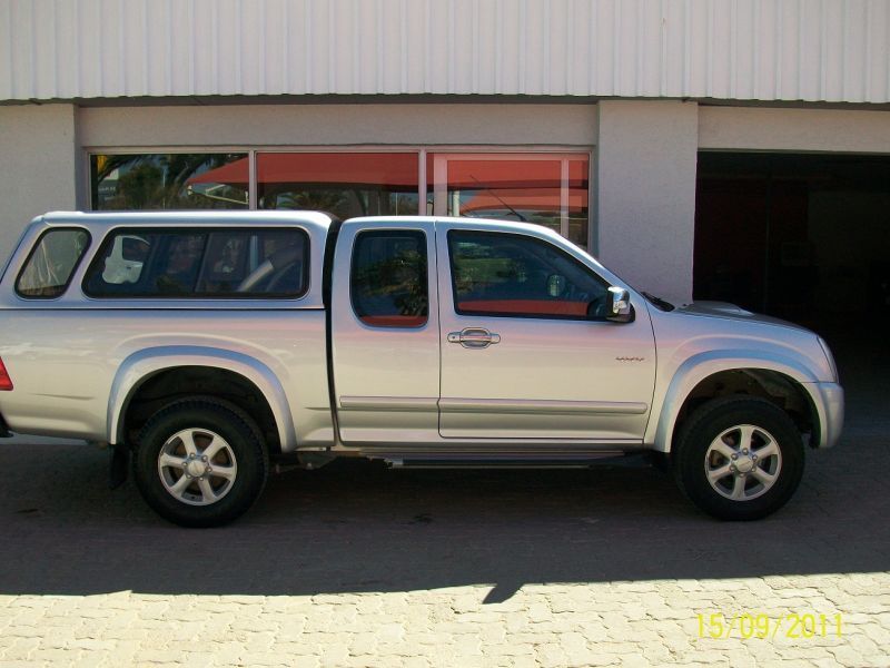 2010 Isuzu D-TEC for sale | 80 000 Km | Manual transmission - Gobabis ...