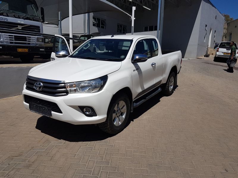 2017 Toyota HIlux Raider 2.8GD6 Extra Cab/Crew cab 4x4 for sale | 253 ...