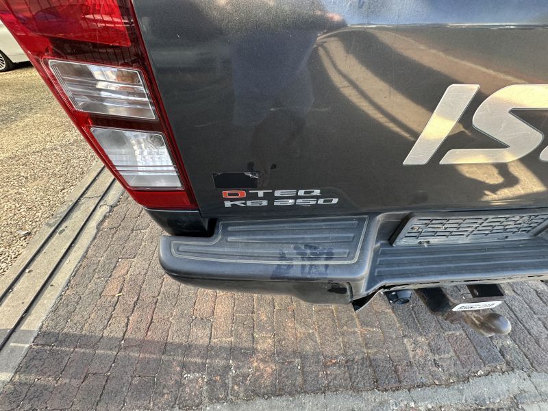 2017 Isuzu D TEC KB250 for sale | 181 378 Km | Manual transmission ...