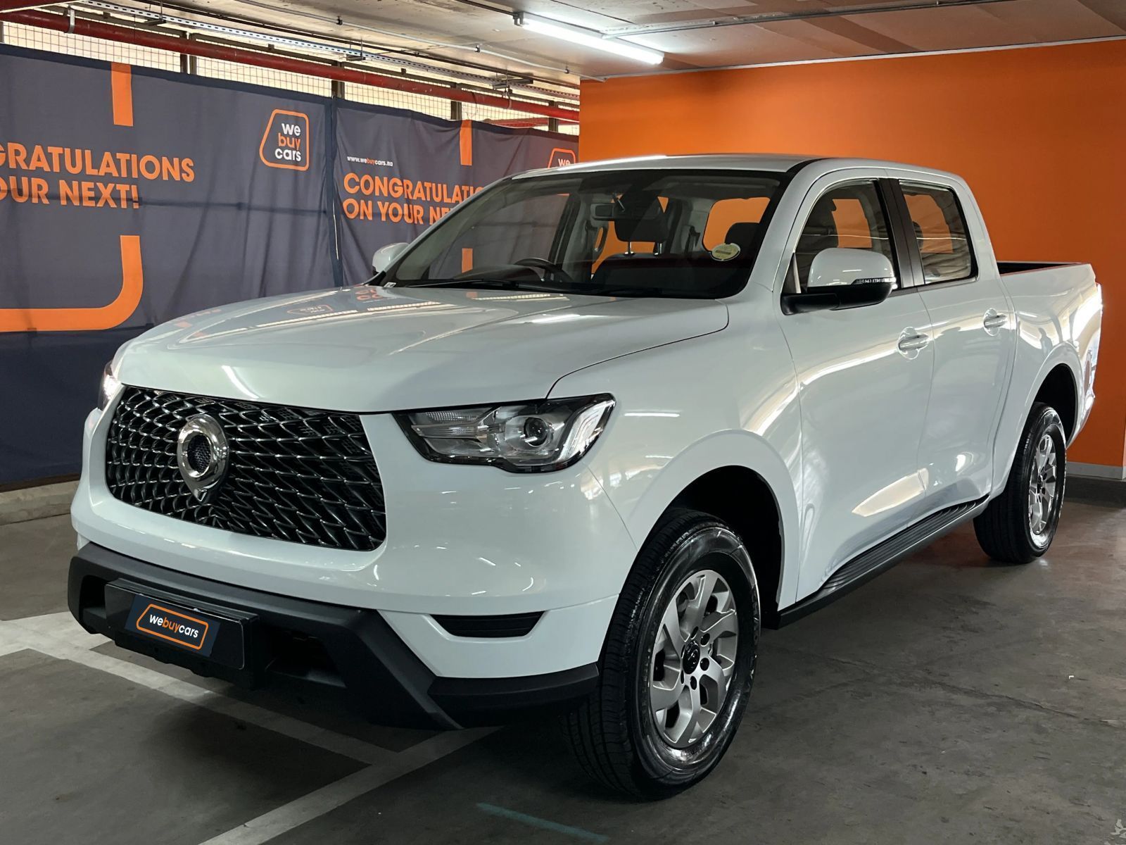Elegant Pick Up Double Cab Photos