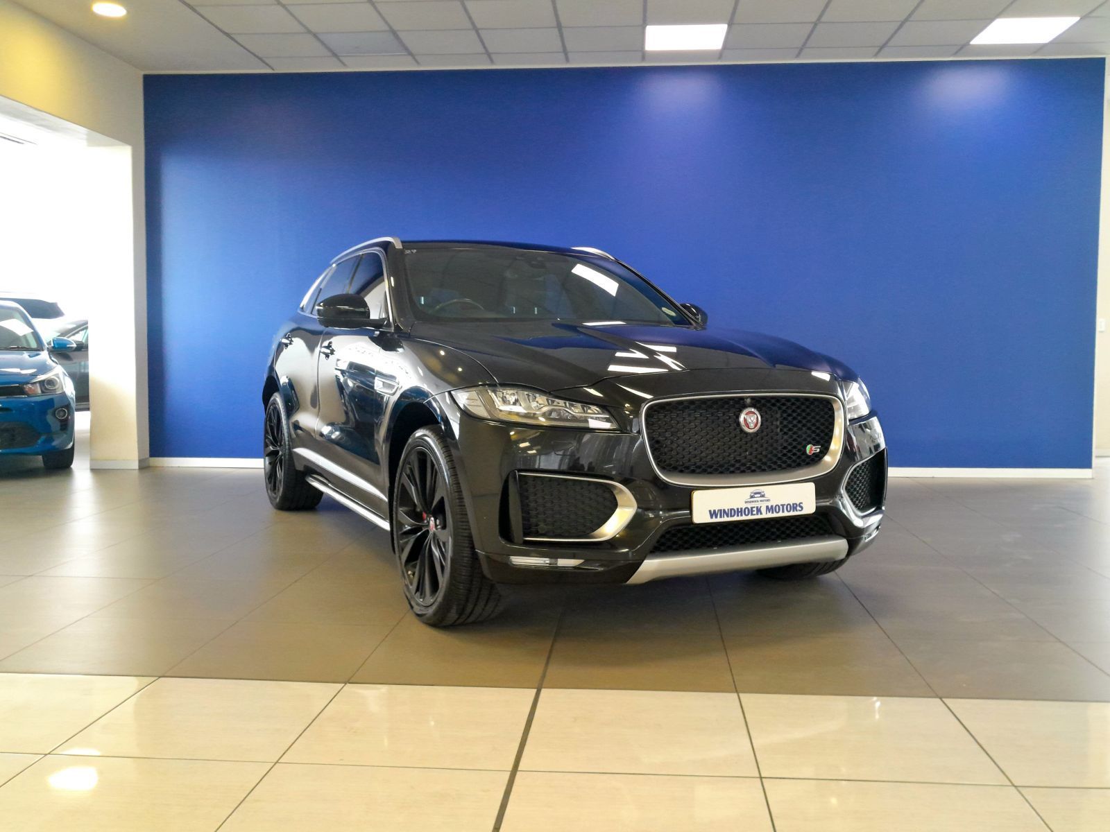 2017 Jaguar F-Pace 3.0 V6 Supercharged AWD S for sale | 93 000 Km ...