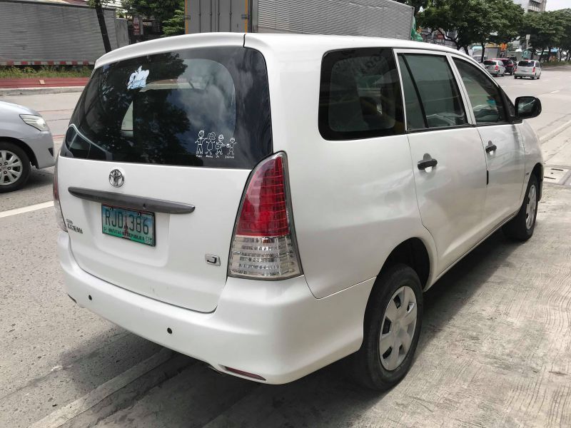 2009 Toyota Innova for sale | 80 000 Km | Manual transmission - Autobee ...