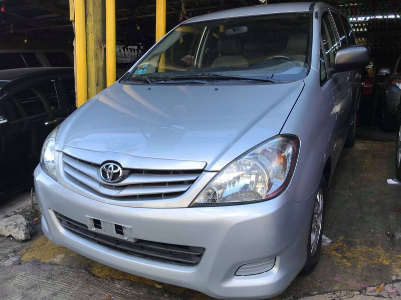 2010 Toyota Innova for sale | 75 000 Km | Automatic transmission ...