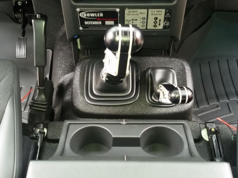 2015 Land Rover Defender 110 for sale | 498 Km | Manual transmission ...