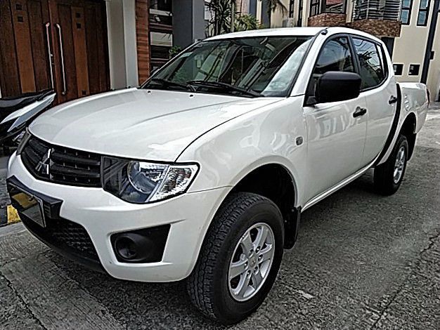 2014 Mitsubishi Strada for sale | 45 000 Km | Manual transmission ...