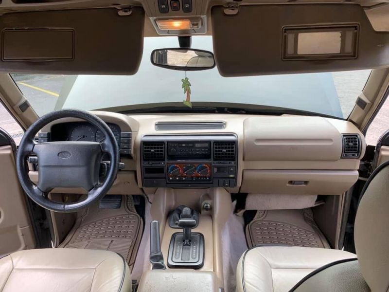Land Rover Discovery Interior 1997