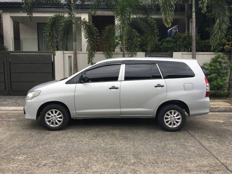 2015 Toyota Innova for sale | 15 000 Km | Manual transmission - Cars Manila