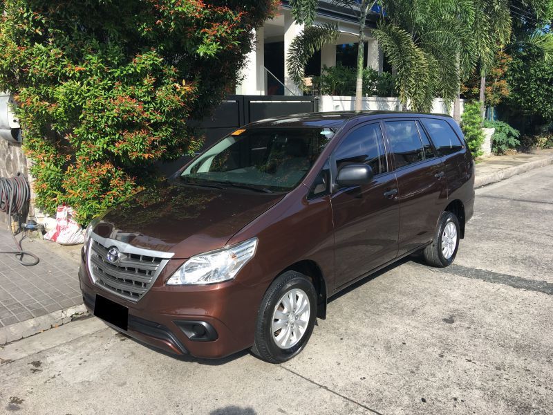 2015 Toyota innova for sale | 18 000 Km | Manual transmission - Cars Manila