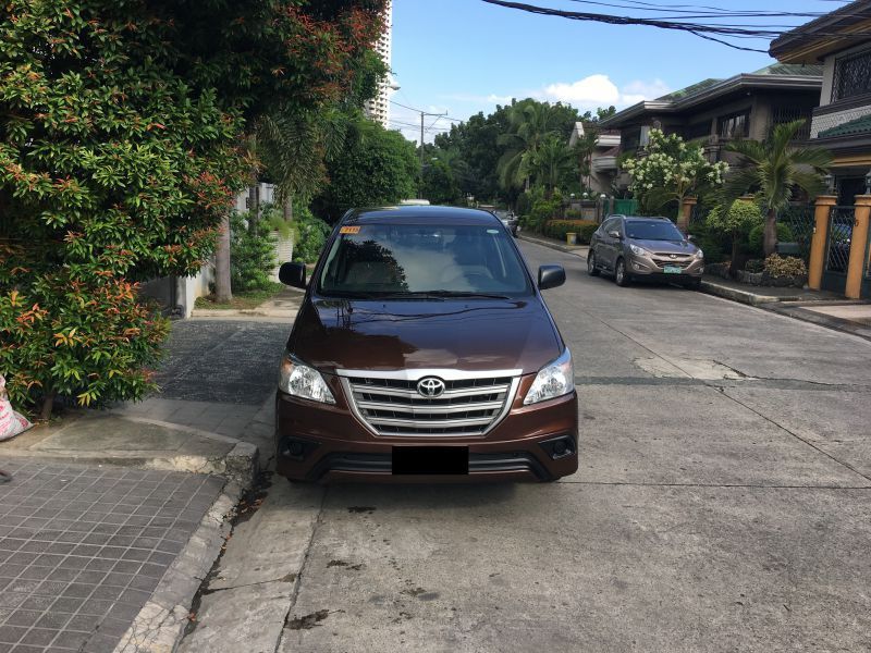 2015 Toyota innova for sale | 18 000 Km | Manual transmission - Cars Manila