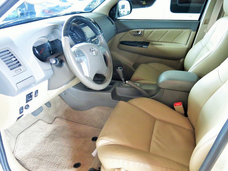 2013 Toyota Fortuner for sale | 1 Km | Automatic transmission - Chevy ...
