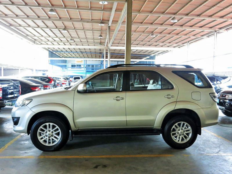 2012 Toyota Fortuner for sale | 1 Km | Automatic transmission - Chevy ...