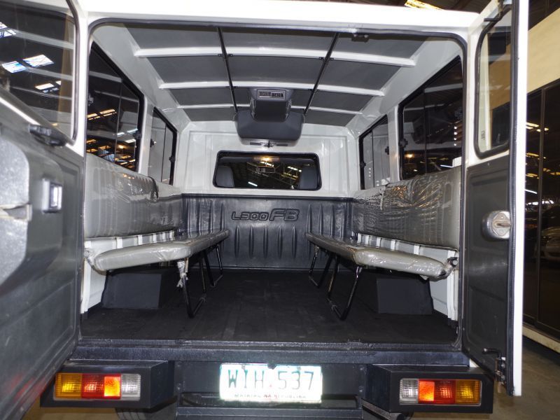 2014 Mitsubishi L300 FB for sale | 15 000 Km | Manual transmission ...