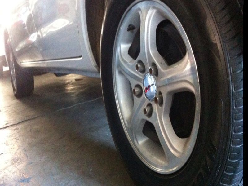 2006 Toyota Innova for sale | 1 Km | Manual transmission - Gino Brodeth