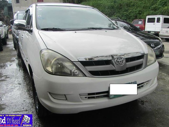 2005 Toyota Innova for sale | 75 000 Km | Manual transmission - Good ...