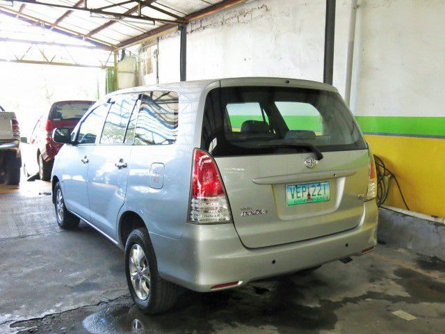 2011 Toyota Innova for sale | 1 Km | Manual transmission - LE Grand Cars