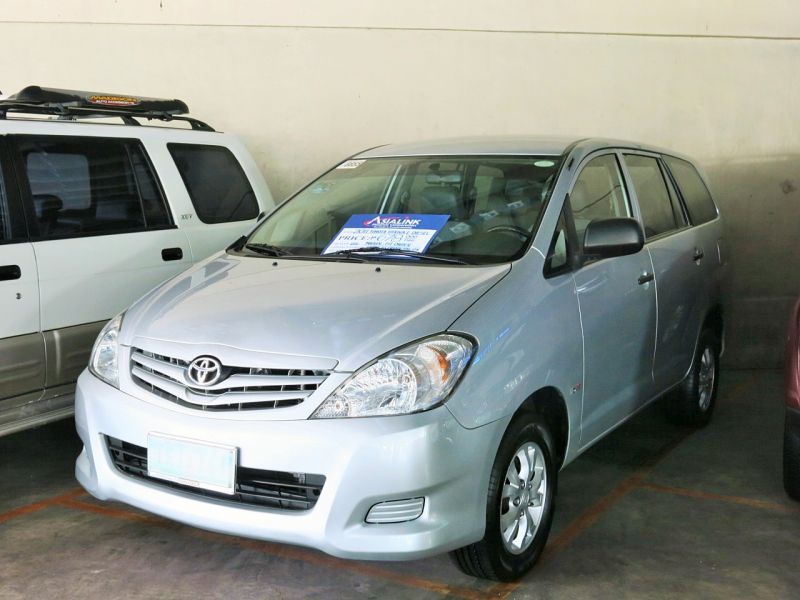 2011 Toyota Innova E for sale | 46 000 Km | Manual transmission - Lito ...