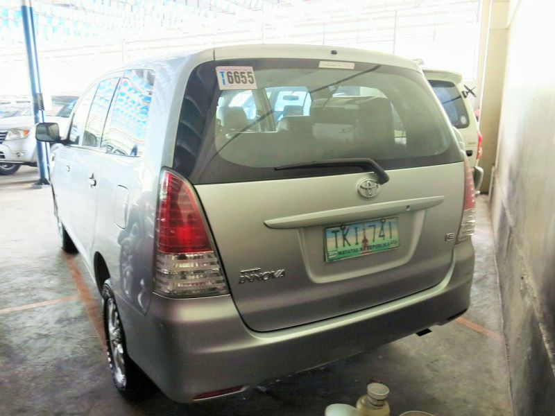 2011 Toyota Innova E for sale | 46 000 Km | Manual transmission - Lito ...