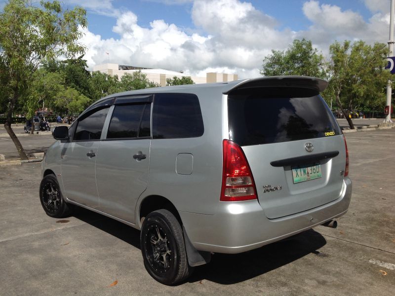 2005 Toyota Innova for sale | 88 000 Km | Manual transmission - Lucena ...