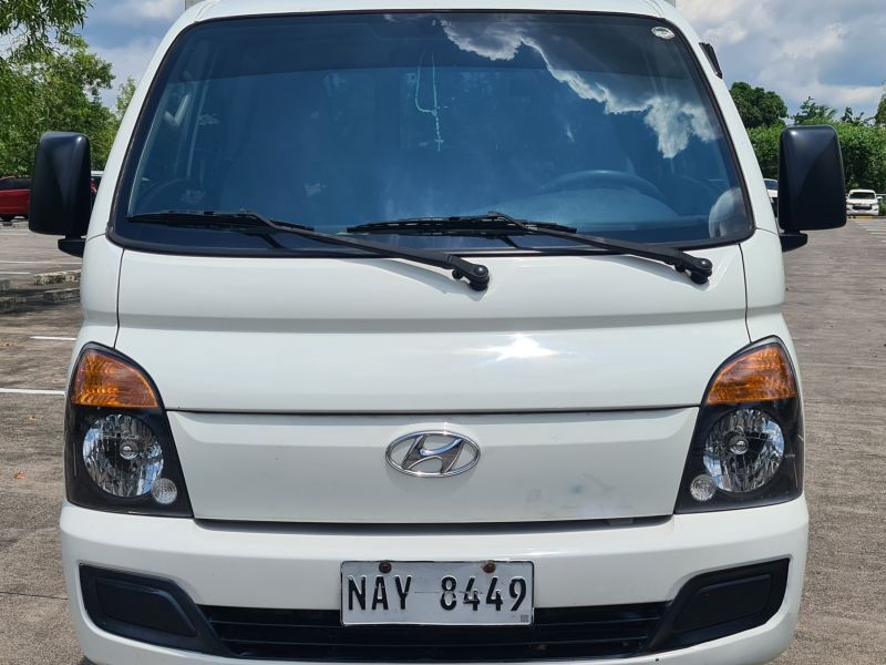 2018 Hyundai H100 Van Lucena City for sale | 36 000 Km | Manual ...