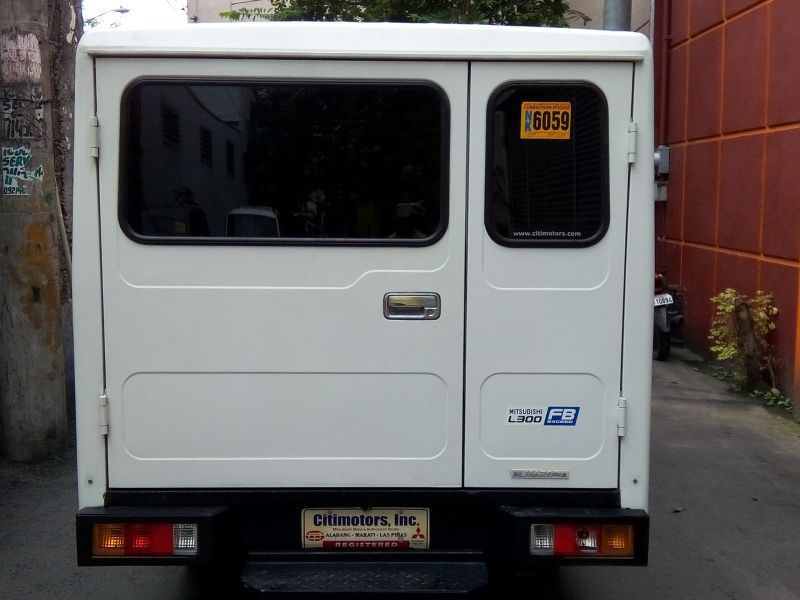 2016 Mitsubishi Mitsubishi L300 FB 2.5 manual diesel 2016 for sale | 13 ...