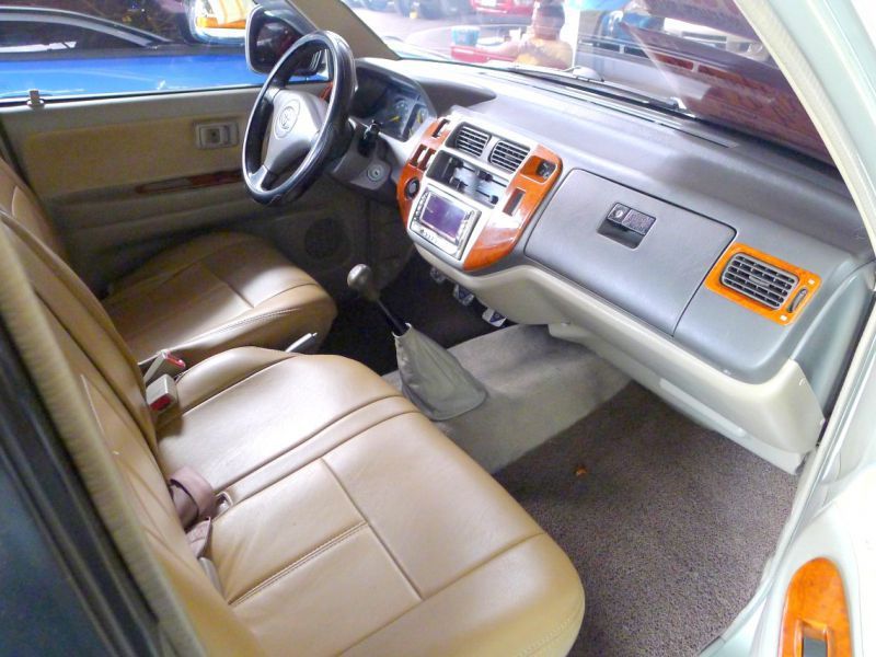 2004 Toyota Revo VX2400 for sale | 1 Km | Manual transmission - Renz ...