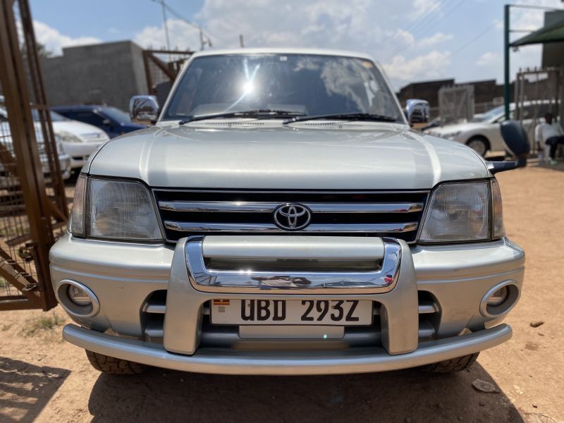 2000 Toyota Prado for sale | 108 570 Km | Automatic transmission - City ...